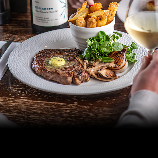 Country Pub Food Menu in Warwick | The Saxon Mill