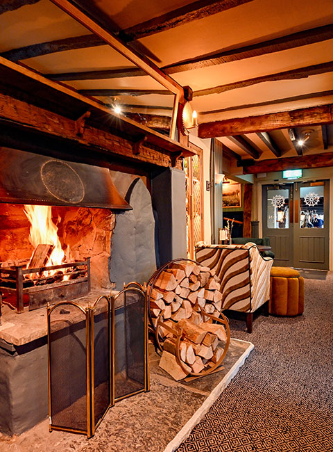 About Our Country Pub in Warwick | The Saxon Mill